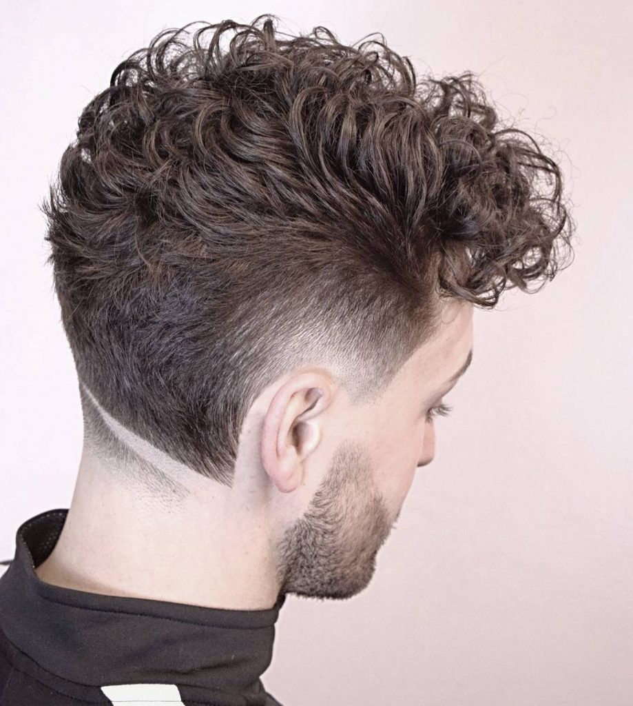 taper-haircut-burst-fade-V-shaped-neck-asymmetrical-cut - Academia De ...